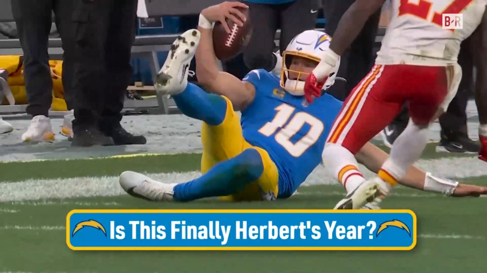 Browns HC Explains Exchange With Shedeur Sanders After Pulling QB for Tyler Huntley