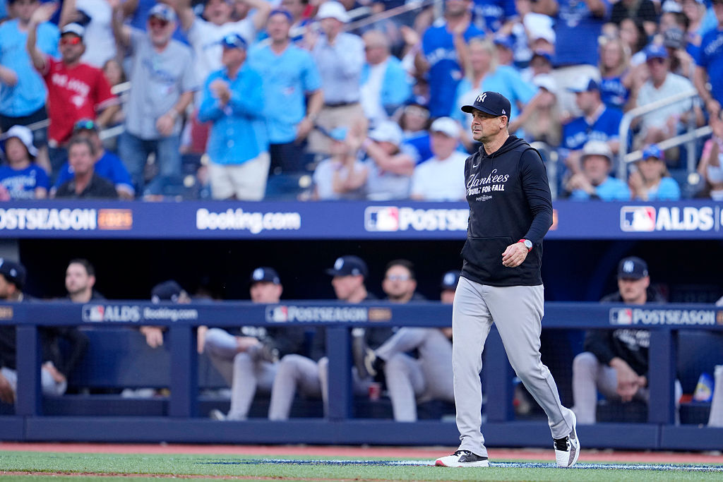 Philadelphia Phillies vs. Los Angeles Dodgers - October 06, 2025 | Live ...